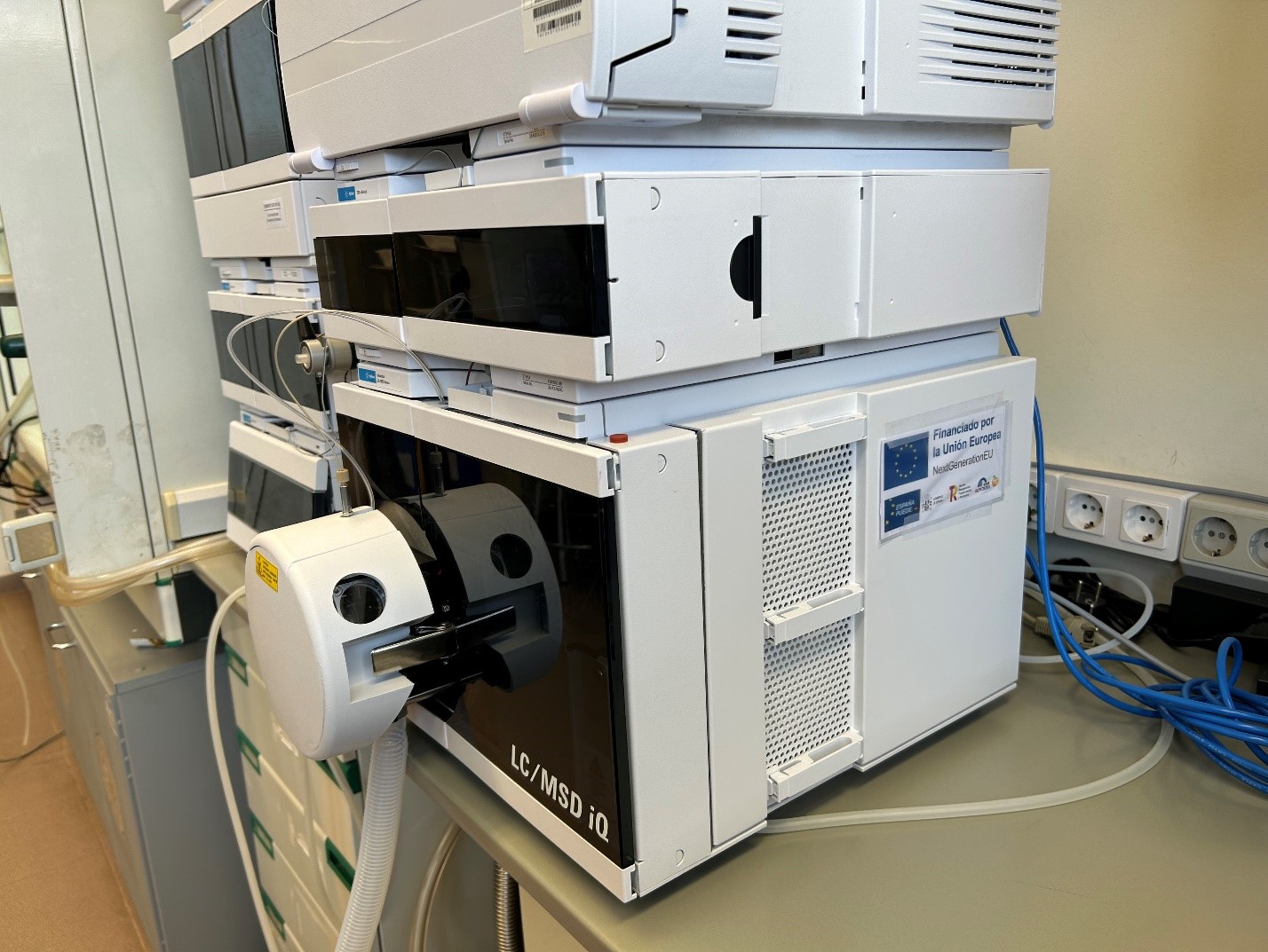 U2-E13. AGILENT LC/MSD iQ Selective Mass Detector - Nanbiosis